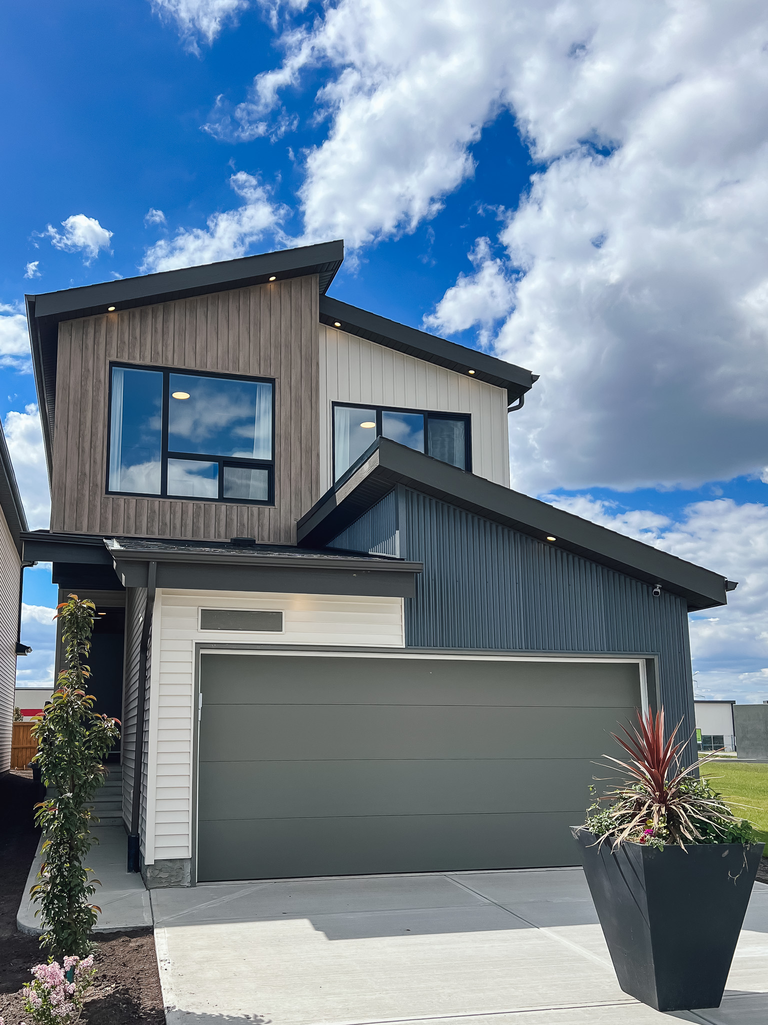 2025 BILD Edmonton Metro - Awards of Excellence Finalists - Cantiro